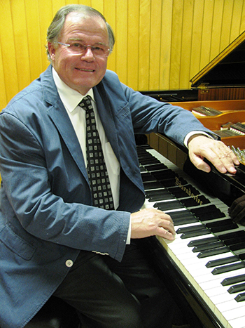 Voice competition opening ceremony to honour John Roos