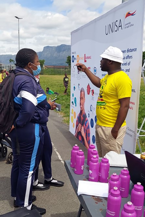 A passion for education: Western Cape RSRC assists with NSFAS applications