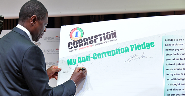 Corruption: a benefit to the minority against the majority